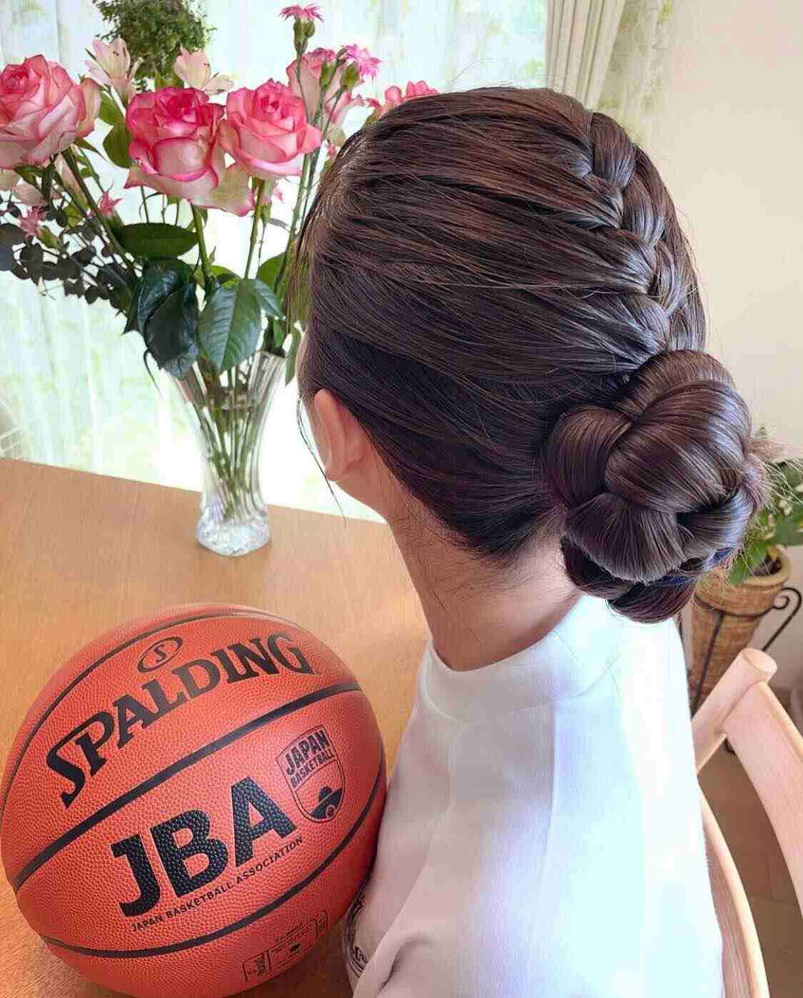 33 Fascinating Game Day Hairstyles: Trendy Looks To Show Off Your Team ...