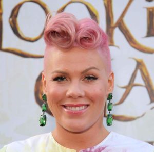 32 Trendy Mohawk Hairstyles For Women: Bold, Edgy & Stunning Looks To ...