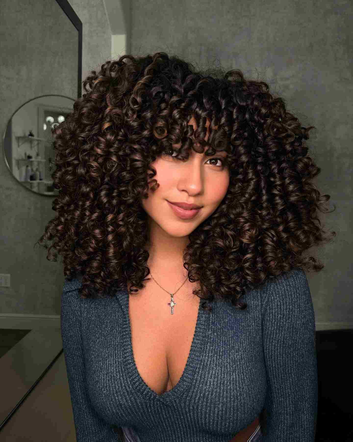 32 Stunning Shoulder Length Curly Hairstyles To Elevate Your Look ...